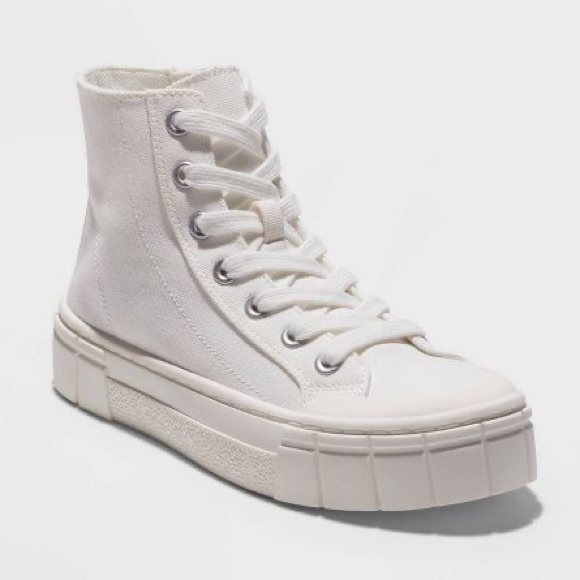 Mad Love | Shoes | New Mad Love High Top Sneakers Zip Side Super Cute ...